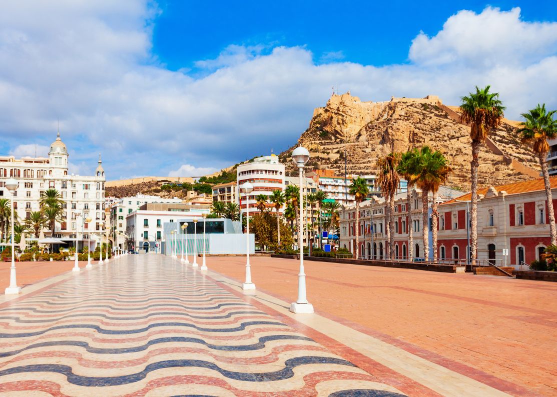Car hire Alicante airport Spain | Rent with Moovers